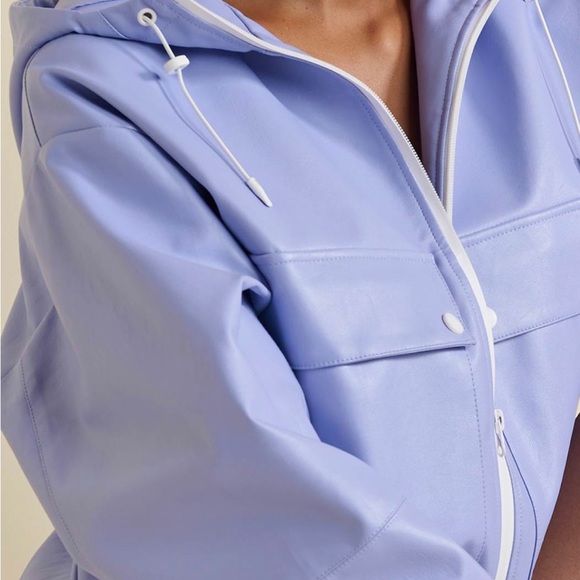 VENUS | Jackets & Coats | Nwts Venus Gorgeous Lavender Cropped Bomber ...